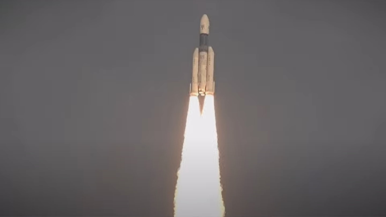 Corrida à lua: Índia faz história - On fm