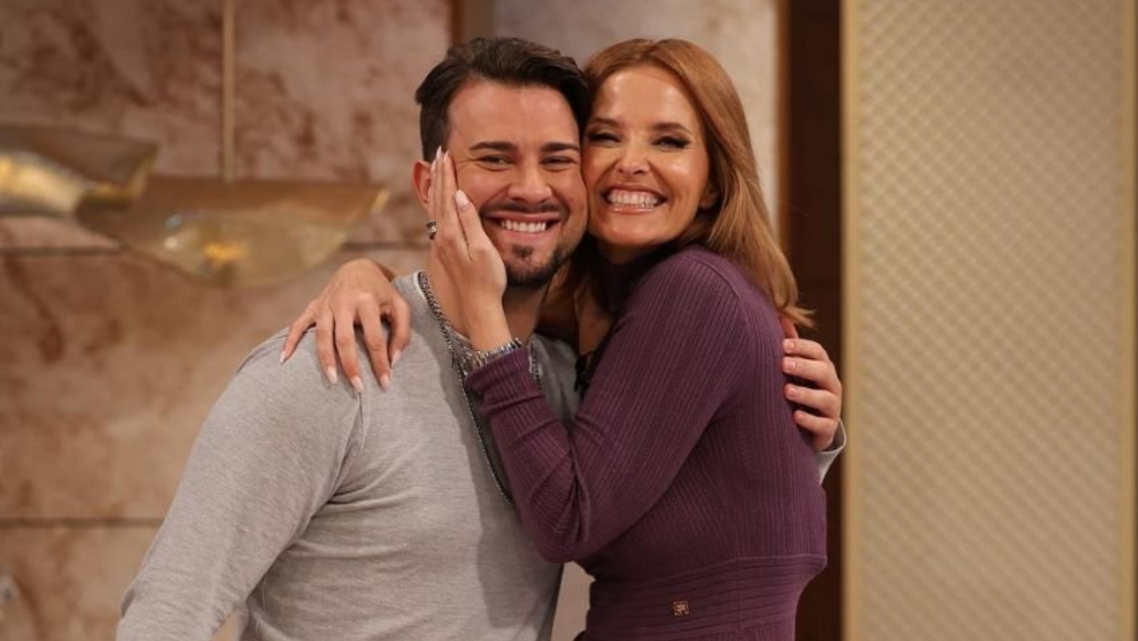 João Monteiro comenta a capa da revista ‘Cristina’ com o seu irmão - On fm