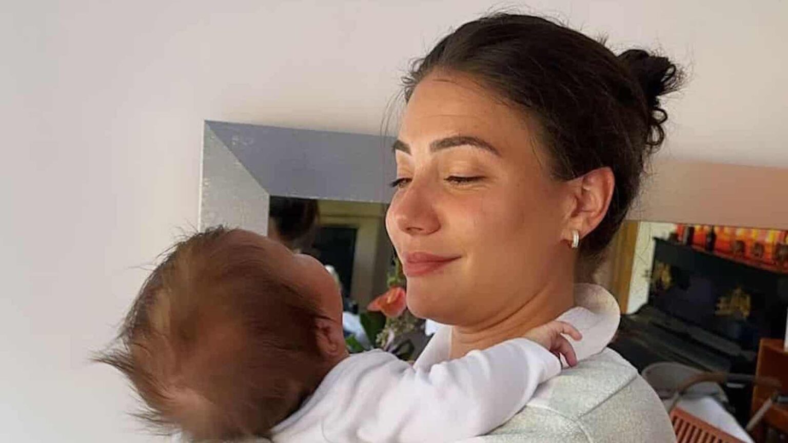 Carolina Carvalho “sofre” ao estar longe do filho - On fm