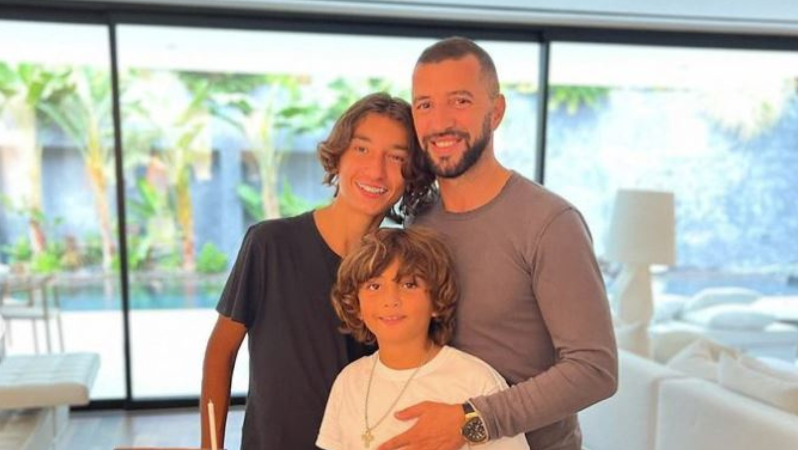 Simão Sabrosa celebra aniversário do filho - On fm