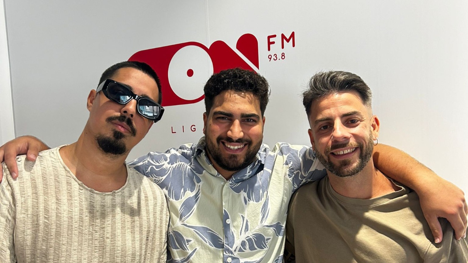 NO MAKA e Mike Flowers apresentaram o novo single no Brand New - On fm