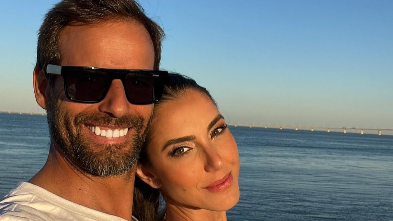 Kelly Baron sobre o filho: “Dizem que é a cara do pai” - On fm