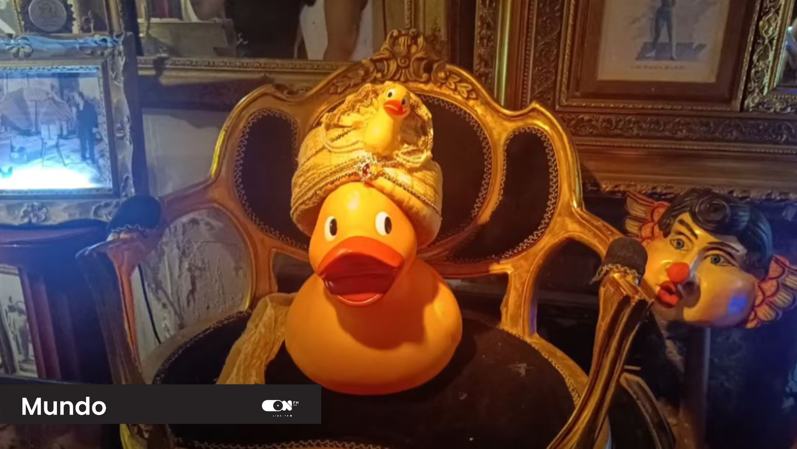 ‘Paticano’: A Igreja em Madrid que tem como Deus um pato de borracha ...